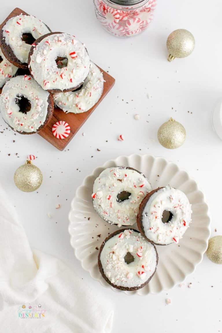 Christmas Donuts: The Perfect Holiday Treat! Eazy Peazy Desserts